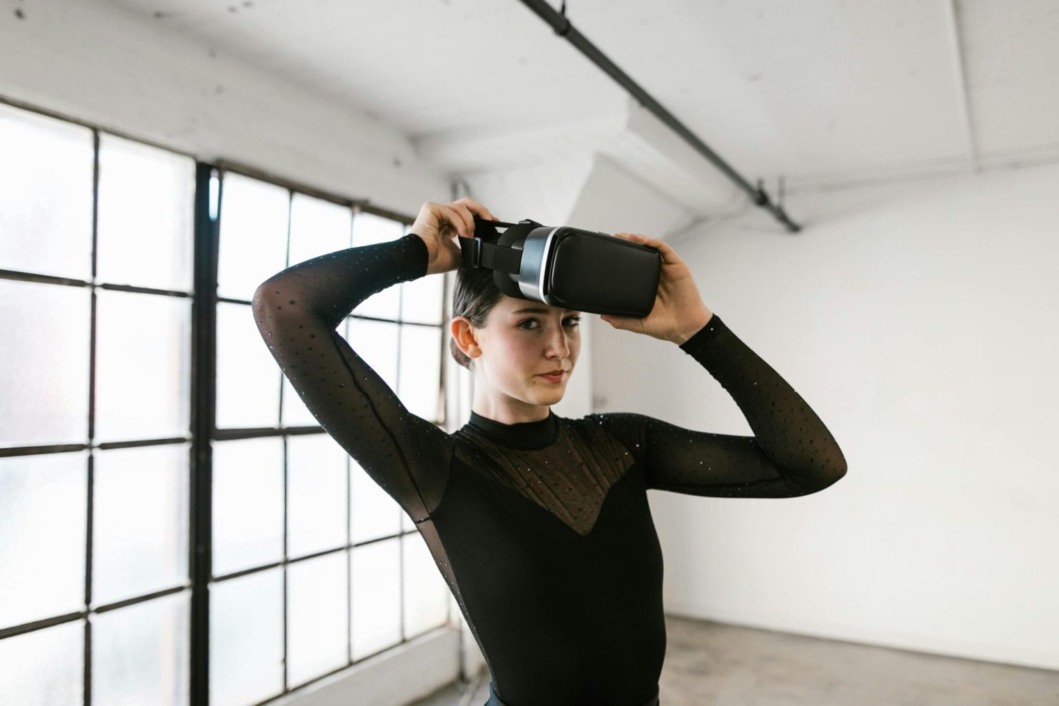 Top 10 Fashion Tech Trends to Know in 2025 – RetailBoss